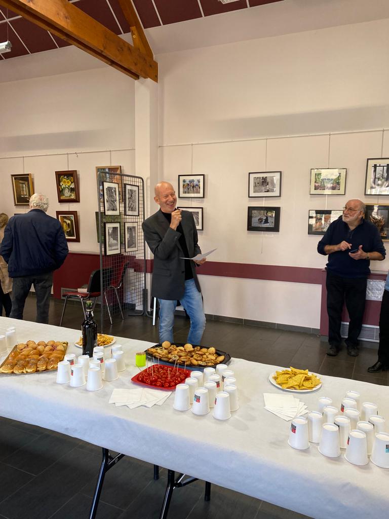 c4819b2c-2e16-42a6-8a1c-2ce1f34756f3 | Mairie d'oncy-sur-ecole